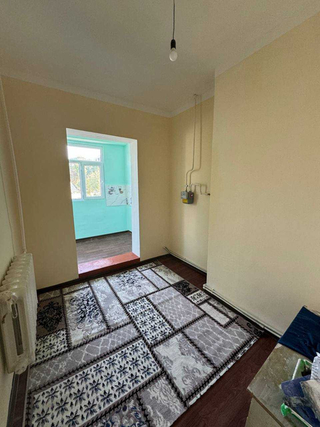 2 xonali 1 qavat 5 qavatli panelni dom 65m2
Adres : 5-mkr sagdiana