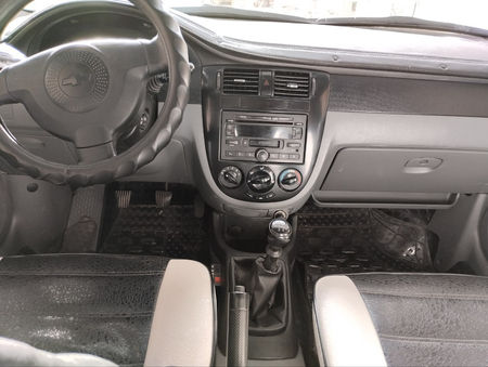 Lacetti 1.8 1 pozitsiya Gaz-benzin 2012  yil