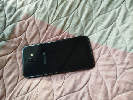 Samsung J6 plus 32гб