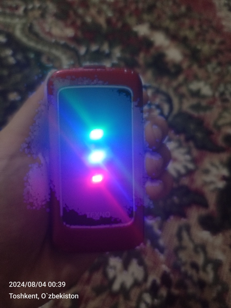 Texno max yangi ishlashi udar 2-telefon qilib ishlatishga juda zor tel