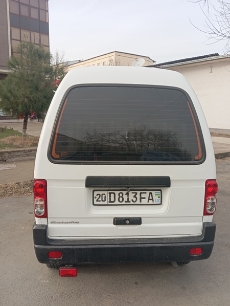 Damas delux sotiladi