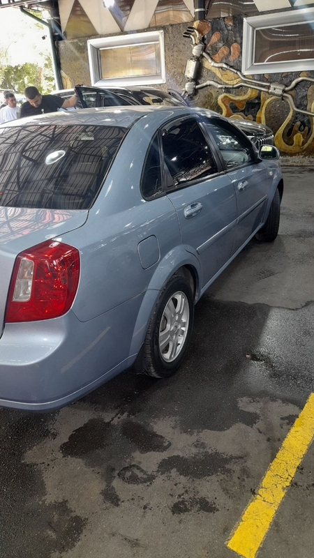 Chevrolet lacetti 1.6 avtomat