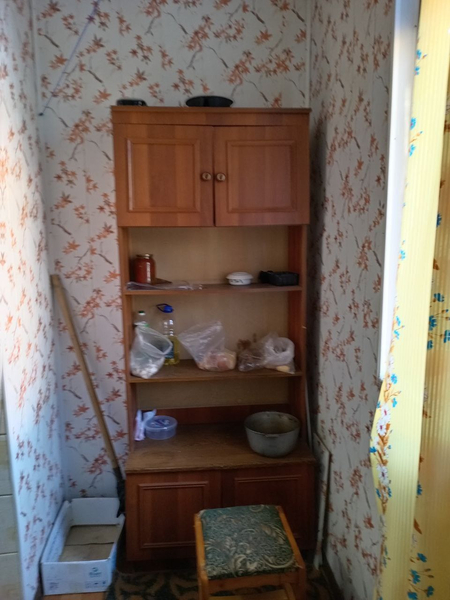 Продаётся 2х комнатная квартира на 1 этаже.
ул. Примкулова на против К