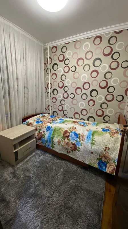 Чиланзар 4 квартал 2³/3/4. Продаётся квартира