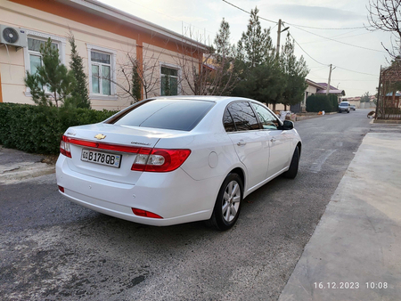 Chevrolet Epica 3