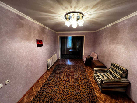 (К127227) Продается 3-х комнатная квартира в Чиланзарском районе.