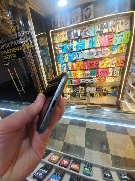 iphone 8 sotiladi 64