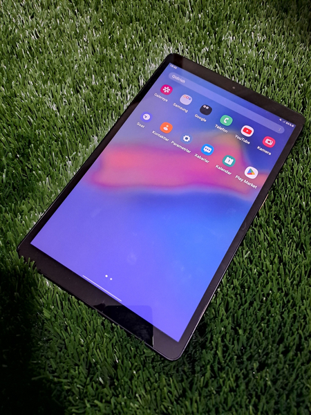 Samsung Tab A planshet sotiladi