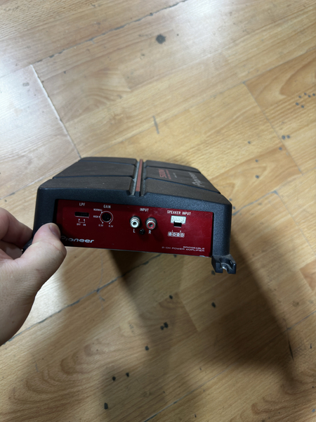 Usilitil sotiladi pioneer 500