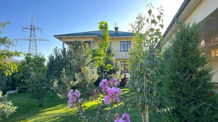 ПРОДАЁТСЯ Дача в Чарваке. 15 соток, 6 комнат