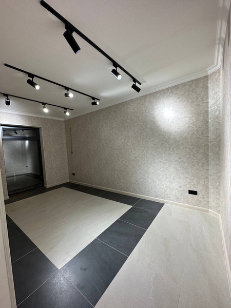 Продается Евро офис Ор-р: Капитал банк 150м2