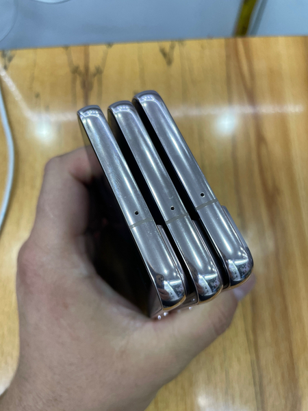 Samsung galaxy S22 plus 256