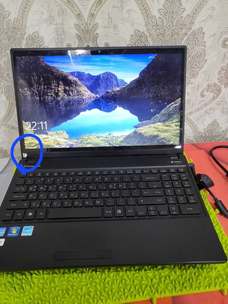 Koreski LG noutbuk 15.6 dyum I5