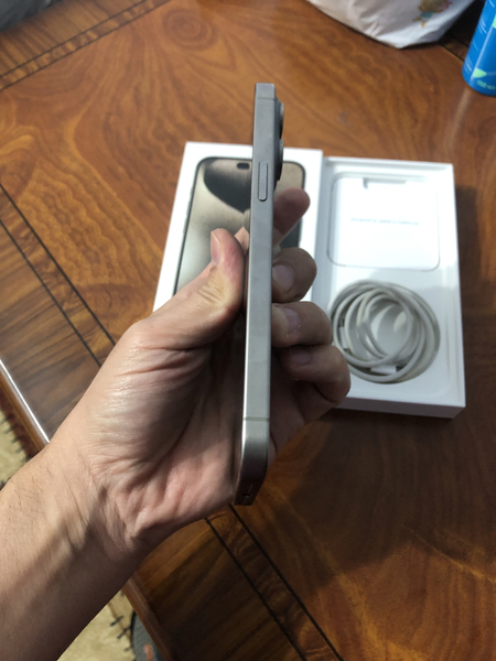 MU793VN/A iPhone 15 Pro Max Natural Titanium 256GB
