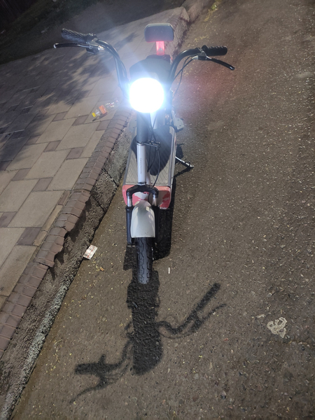 IBIKE Elektro skuter sotiladi