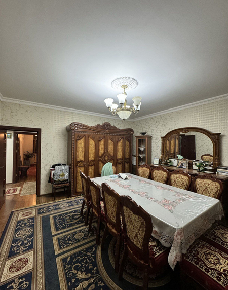 Продается квартира на Ц квартале Чиланзарского района. 4/4/9