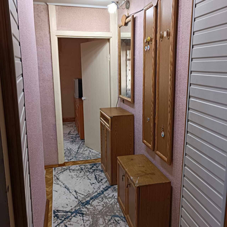 -Продаю Чиланзар 1/2/5 балкон 2/6