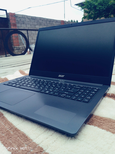 Noutbuk Acer aspire 3