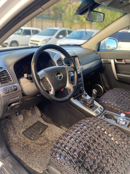 Продается Chevrolet Captiva.