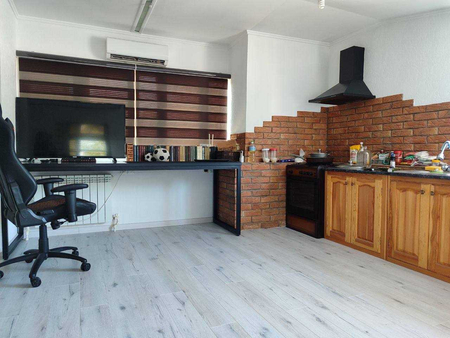 Дархан • 1-комн студия • 40 м² • этаж 2/2 • [АЛ:226]