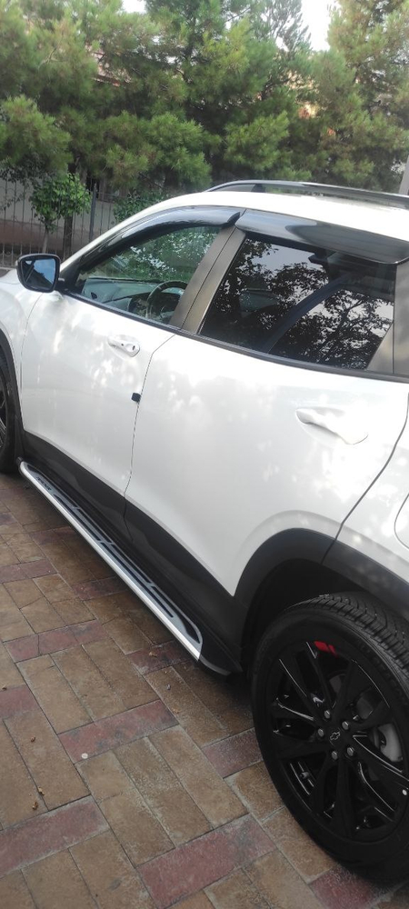 Tracker red line Chinese edition
