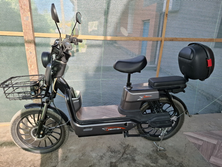 Skuter 5 akimulyatr Kreditga ham bariladi