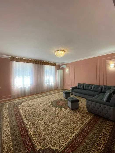 В элитном районе продается 3х комнатная квартира в районе Вокзал