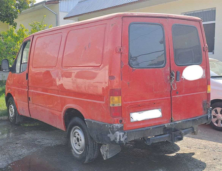FORD sotiladi 1992-yil Fergana