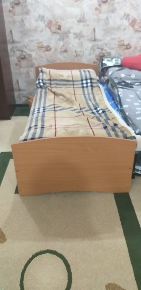 Шкаф и кровать комплект