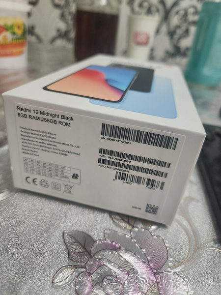 Redmi 12* 8/256 holati a'lo