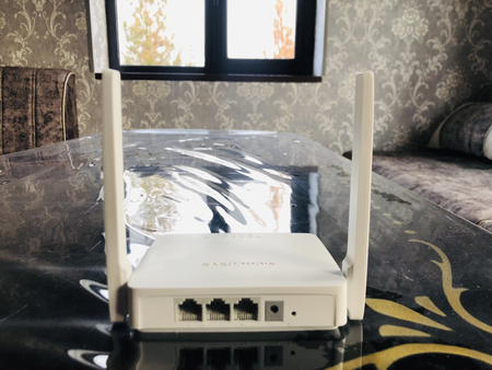 Wi-Fi router internet