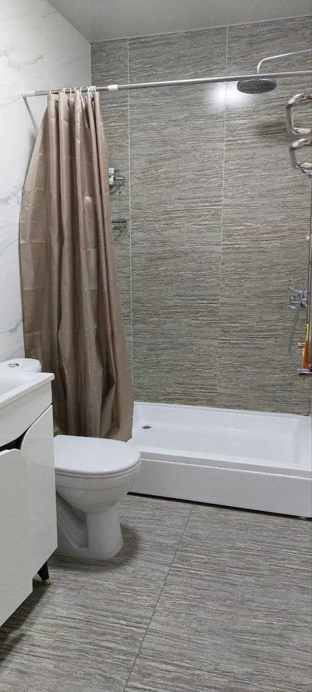 Голубые купола, 1/8/8, 58 м² с ремонтом, первая линия, м. Космонавтов