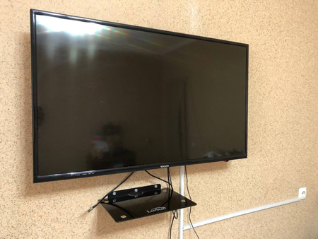 Продам телевизор Roison LED TV RE 43020