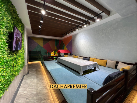 Dacha Singapur v Charvake