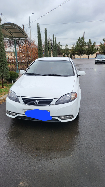 Gentra 2017  1 evro
