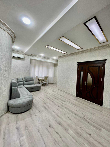 Мирзо-Улугбекский• Паркентский • 2-комн • 60м² • этаж 1/9 • [MGA: 266]