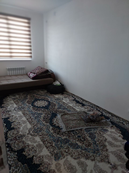 Yashnobod doxil buyi 3 xonali hamma sharoitlar bor lubboyiga 450$