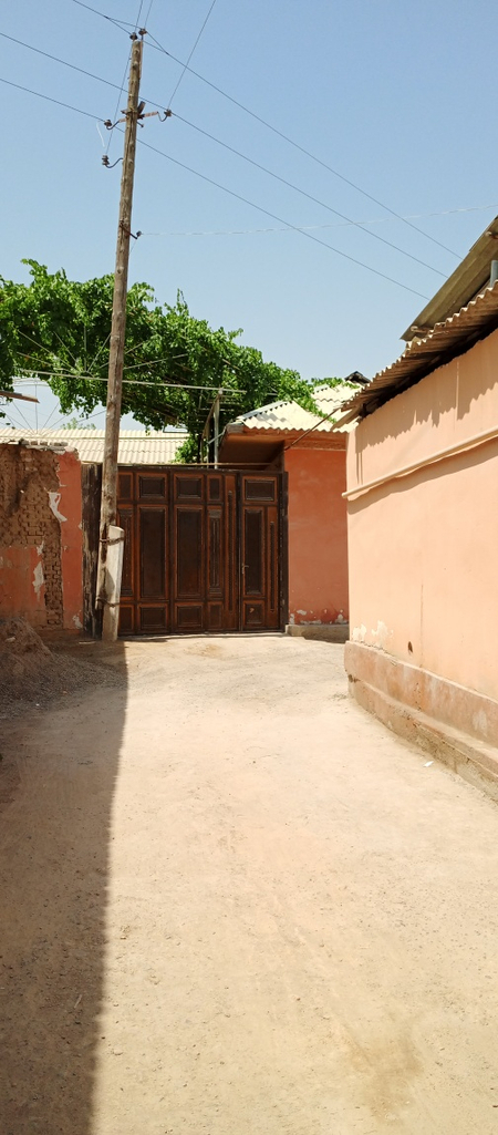 Namangan viloyati pop shaxarda joylashgan