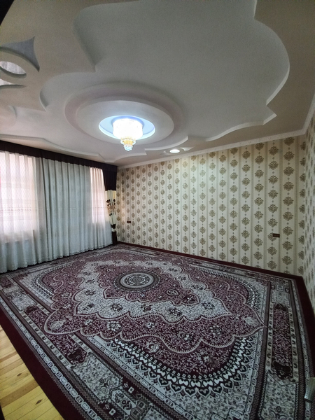 Квартира ижарага берилади 3 хонали, 4 этажда жойлашган