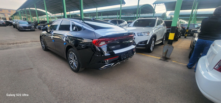 Kia K5 PRESTAGE +(panarama)