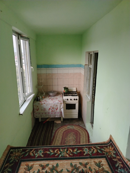 Чирчик ш. Троицк 5-этаж 2х янги планировка