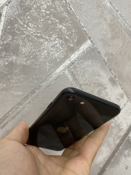 Iphone se20 (2nd)