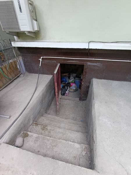 Продаю 2-х комнатнаю квартиру в центре Сергели новая