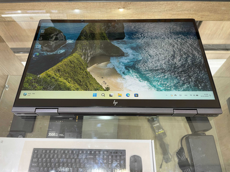 HP Envy X360 Сенсорный Ryzen 5 3500U  озу16гб 256ssd