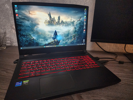 Игровой Ноутбук MSI SWORD 15 / i7-11800H / RTX 3060 / Gaming laptop