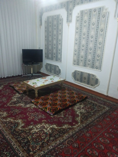 Arenda chilonzor-S Mirzo ulugbek METRO oylaga BOLLAGA qizlaga