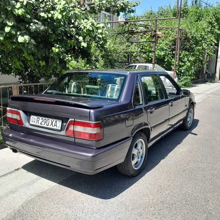 Volvo модель 850