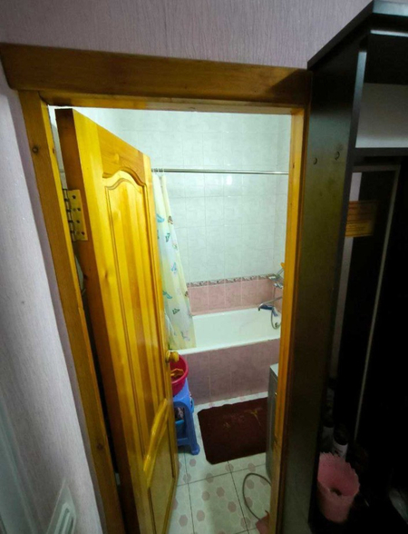 Sotiladi M.Ulugʻbek metrosi yonidan 2*3/2/4 45m² boʻlgan shinam uy