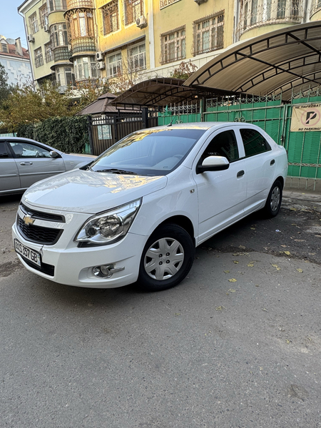 Cobalt 2019 белый
