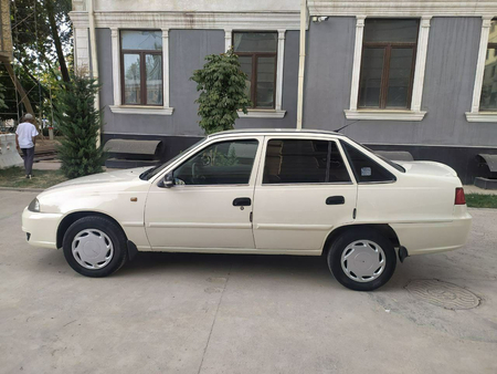 Nexia 2 sotiladi